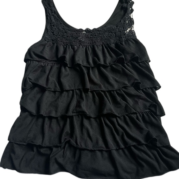 No Boundaries | Tops | Super Cute Black Ruffle Tank Top With Lace ...